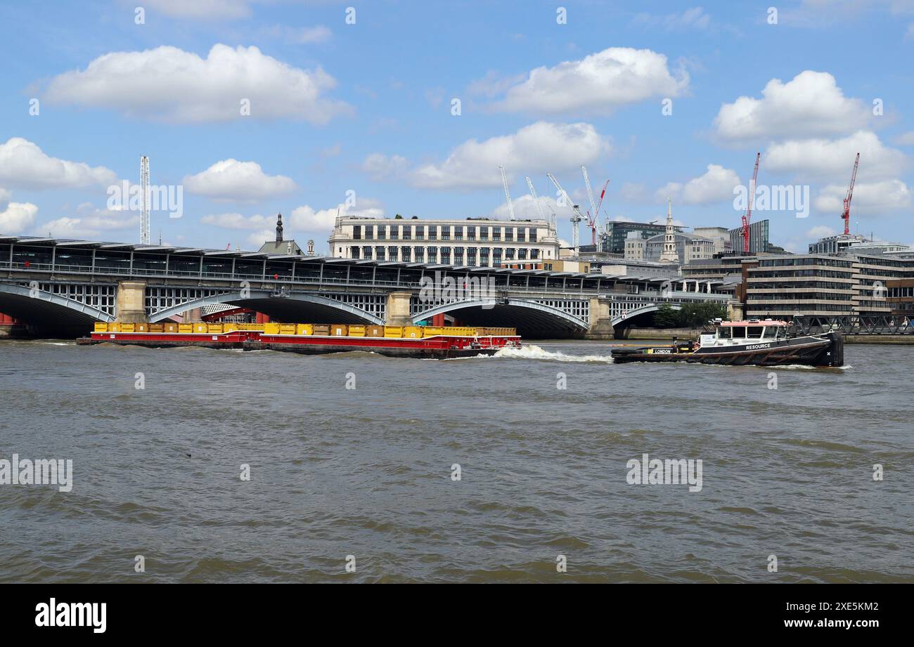 Transportation facil hi-res stock photography and images - Alamy