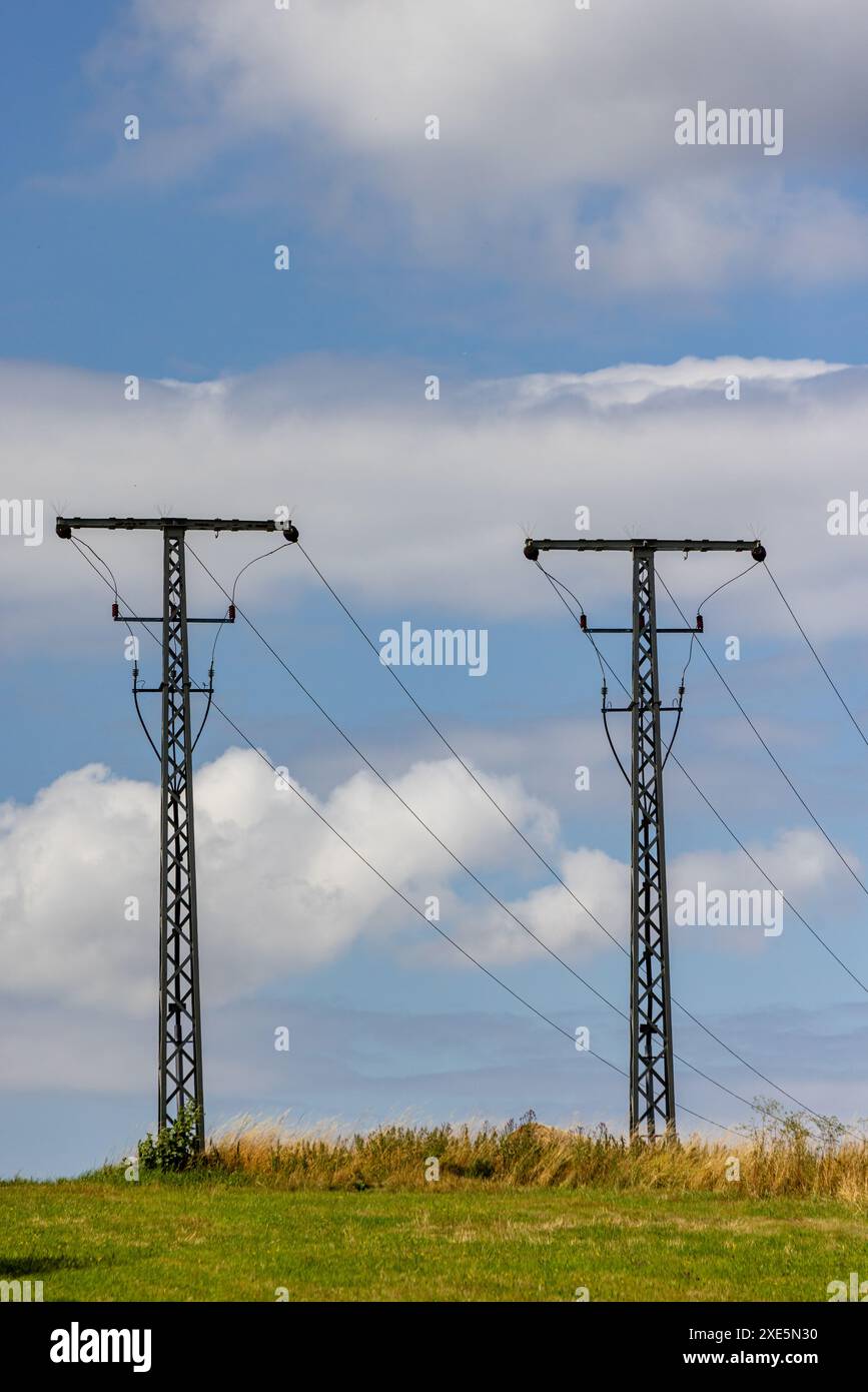 Power transmission High-voltage line Overhead line Stock Photo - Alamy