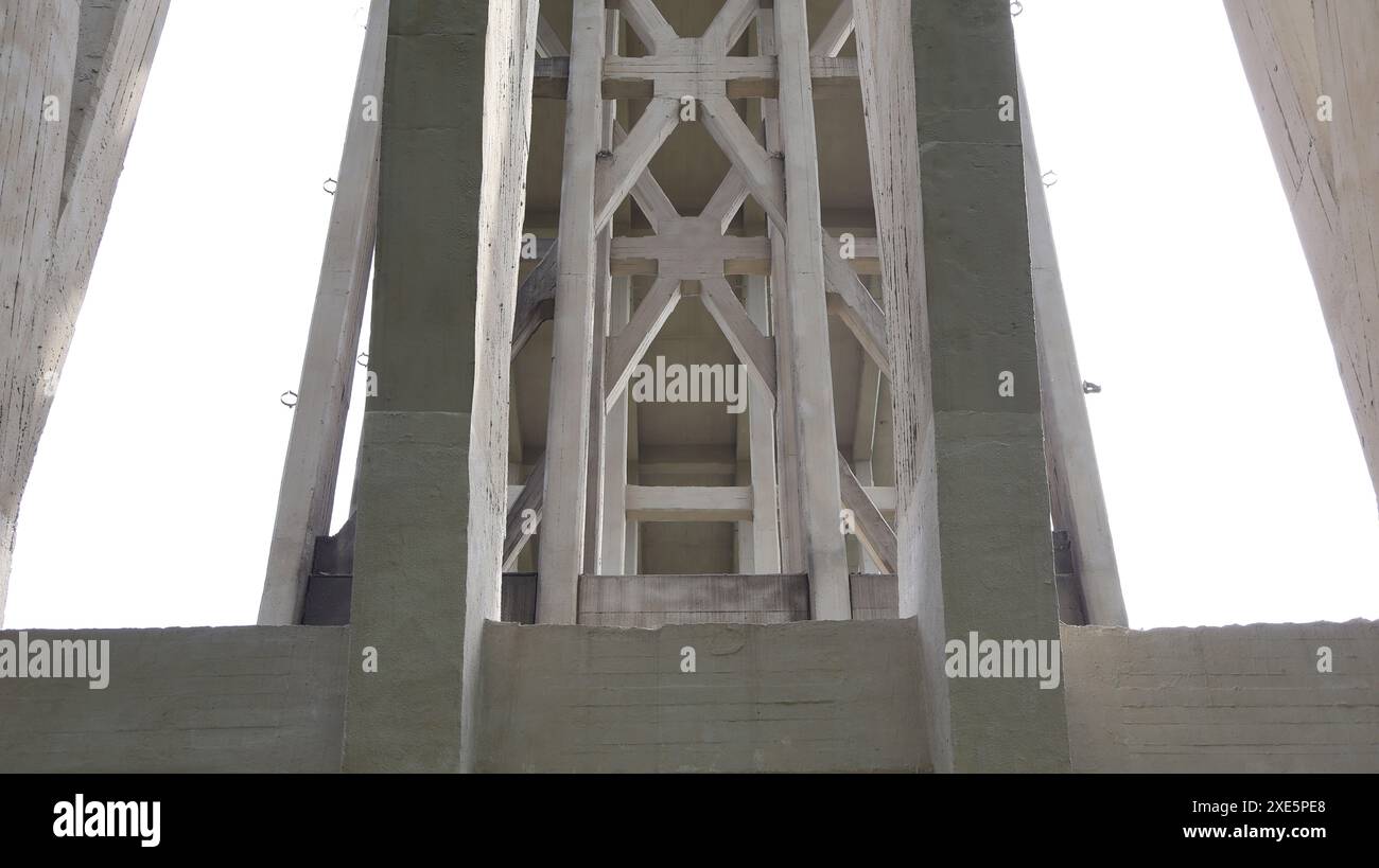 Dynamic traffic under tunnel in hi-res stock photography and images - Alamy