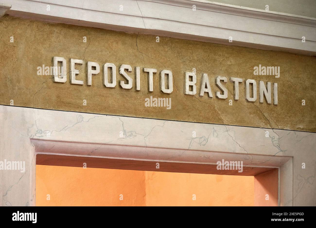 Baoni hi-res stock photography and images - Alamy