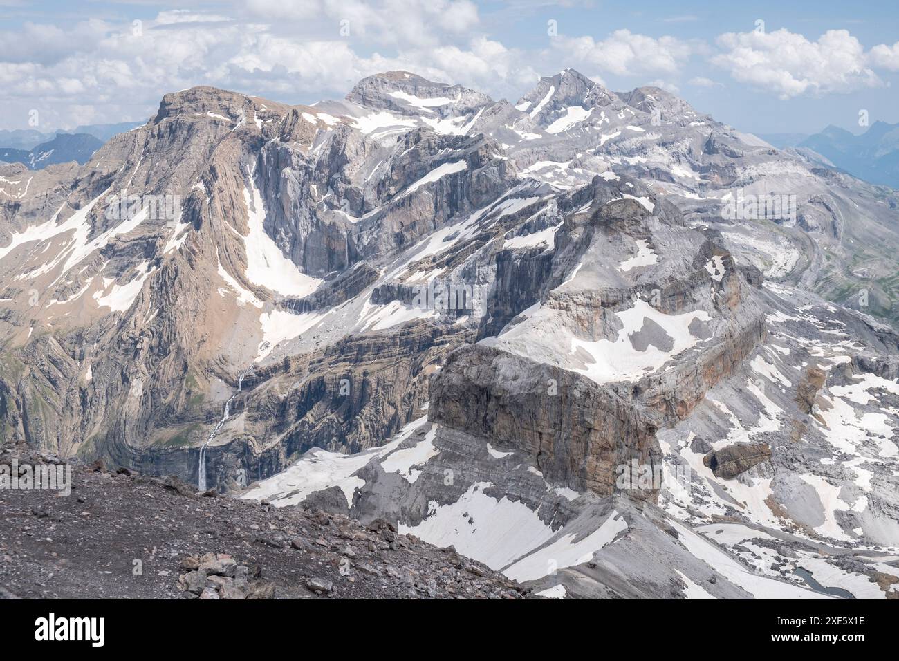 Monte perdido hiker hi-res stock photography and images - Alamy