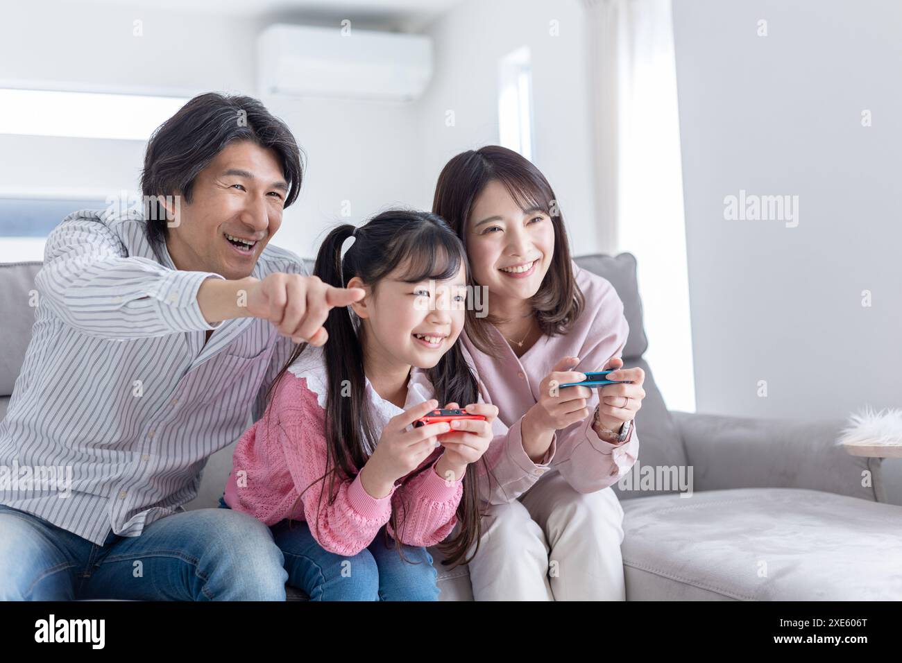 Family games hi-res stock photography and images - Alamy