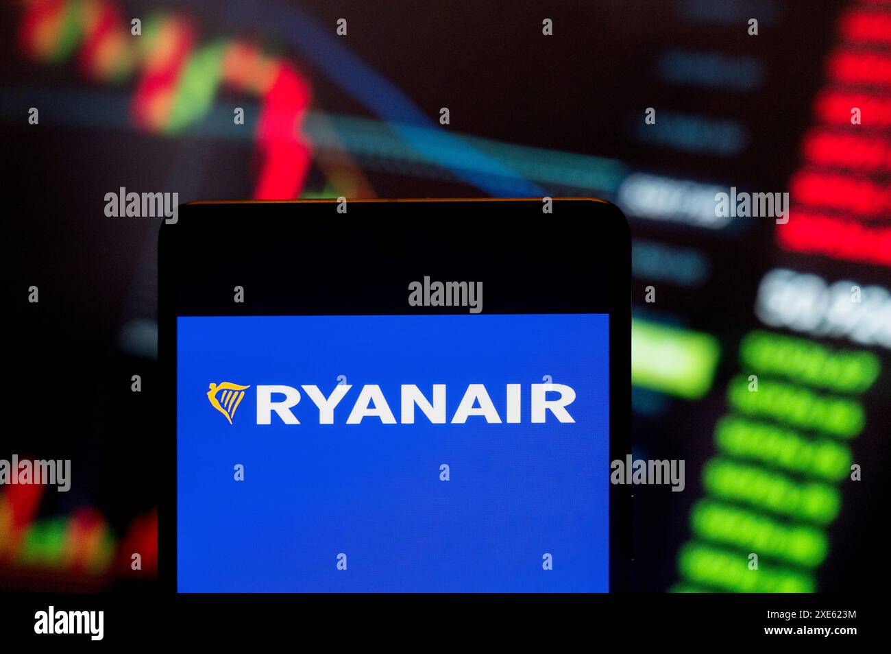 Photo illustration ryanair logo hi-res stock photography and images - Alamy