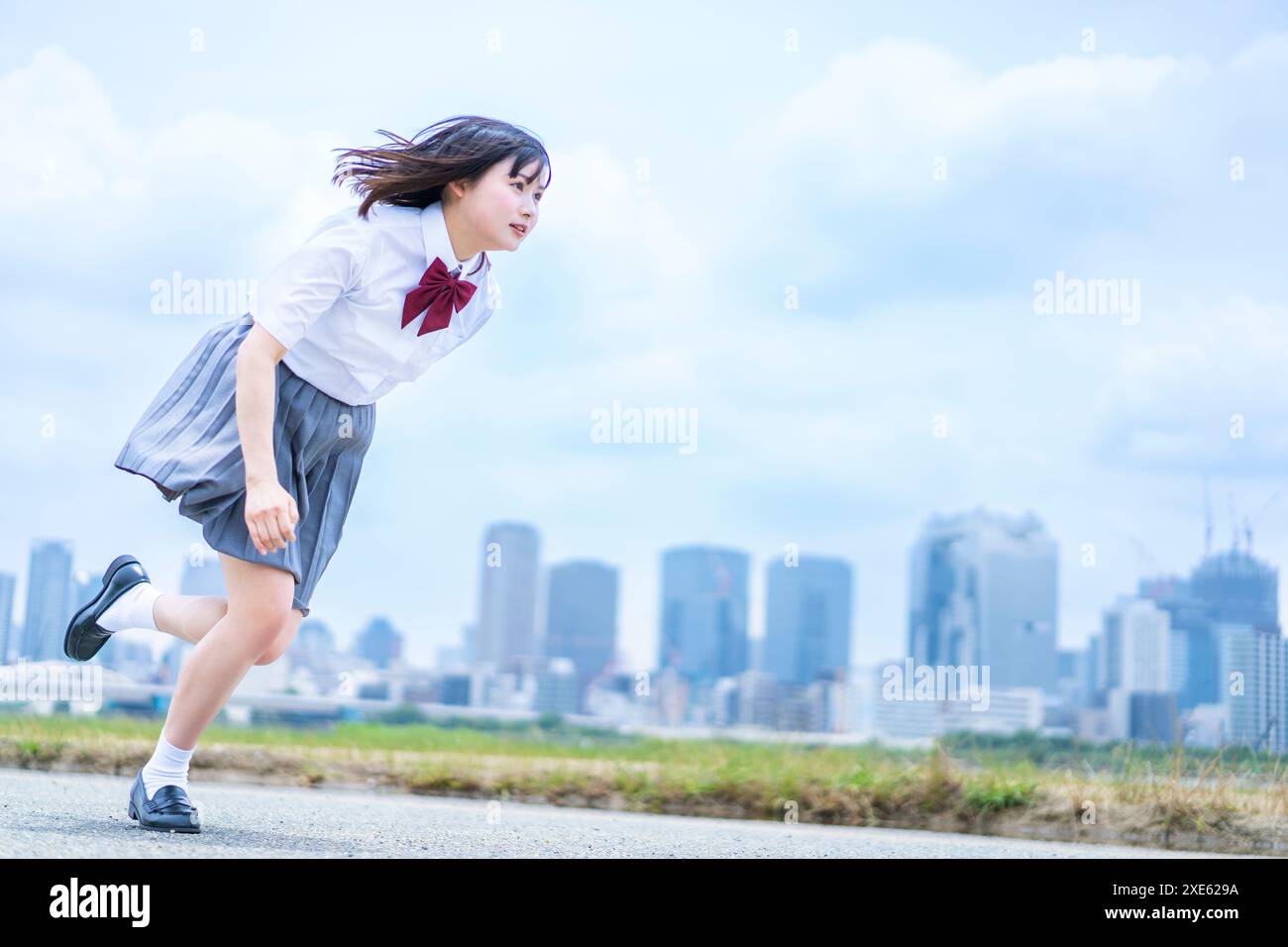 High school students running Stock Photo - Alamy