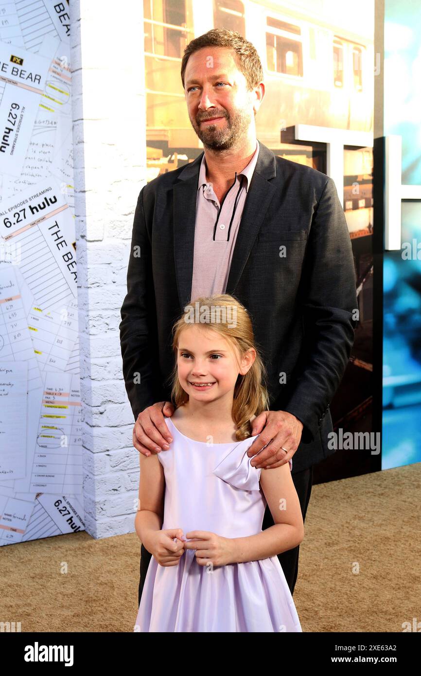 LOS ANGELES - JUN 25: Ebon Moss-Bachrach, Annabelle Toomey at The Bear ...