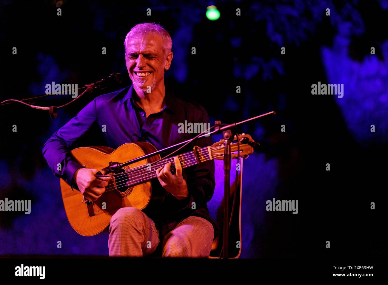 Carles DÃ¨nia in concert Stock Photo - Alamy