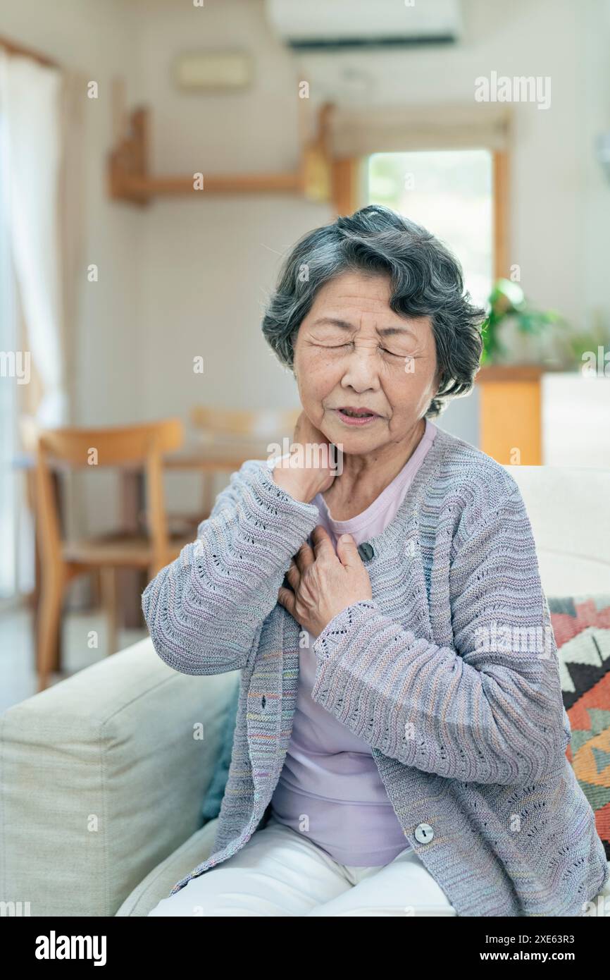 Sore neck hi-res stock photography and images - Alamy