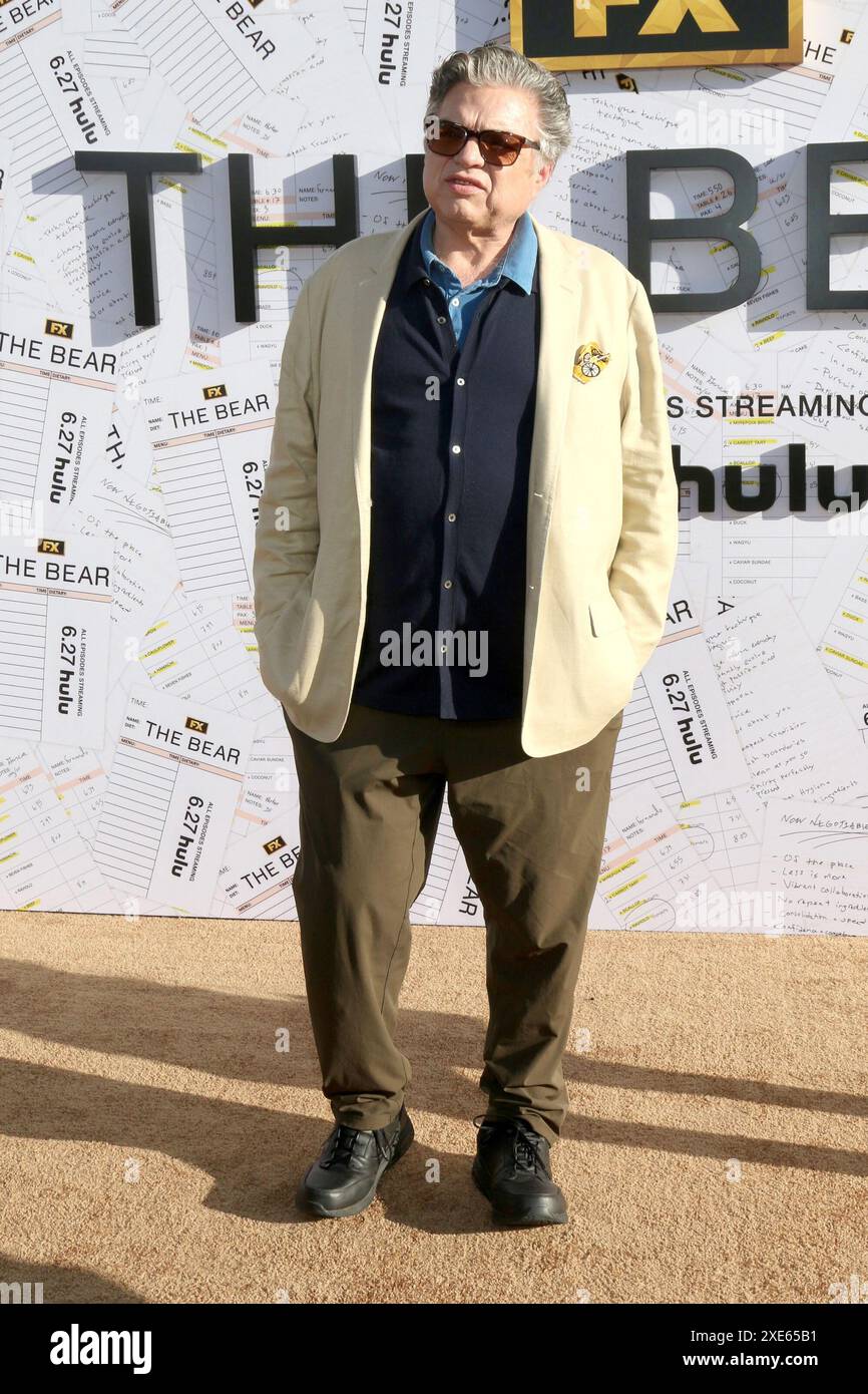 Oliver Platt at arrivals for FX s THE BEAR Season Three Premiere, El ...