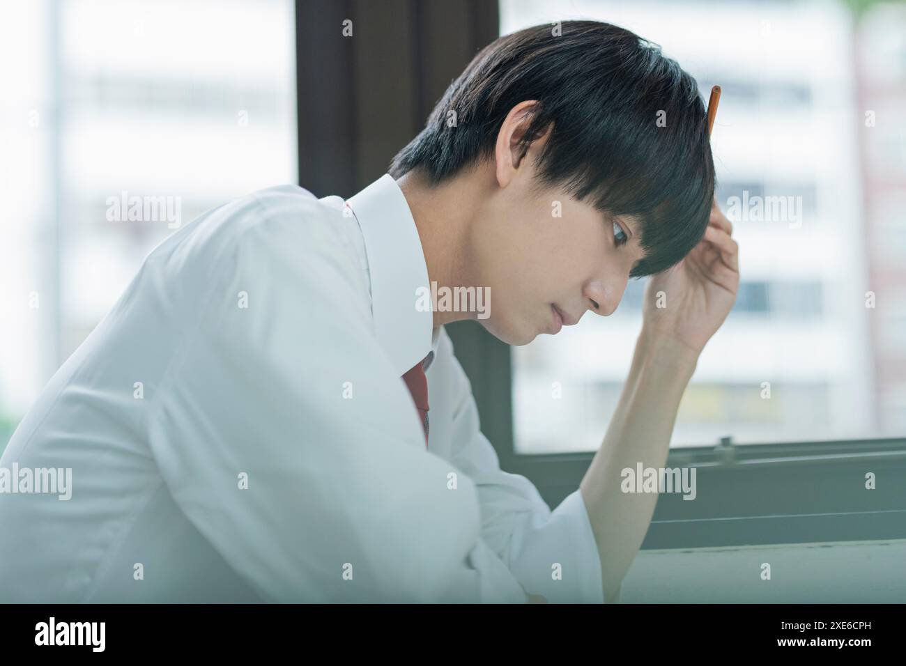 Struggling student hi-res stock photography and images - Alamy