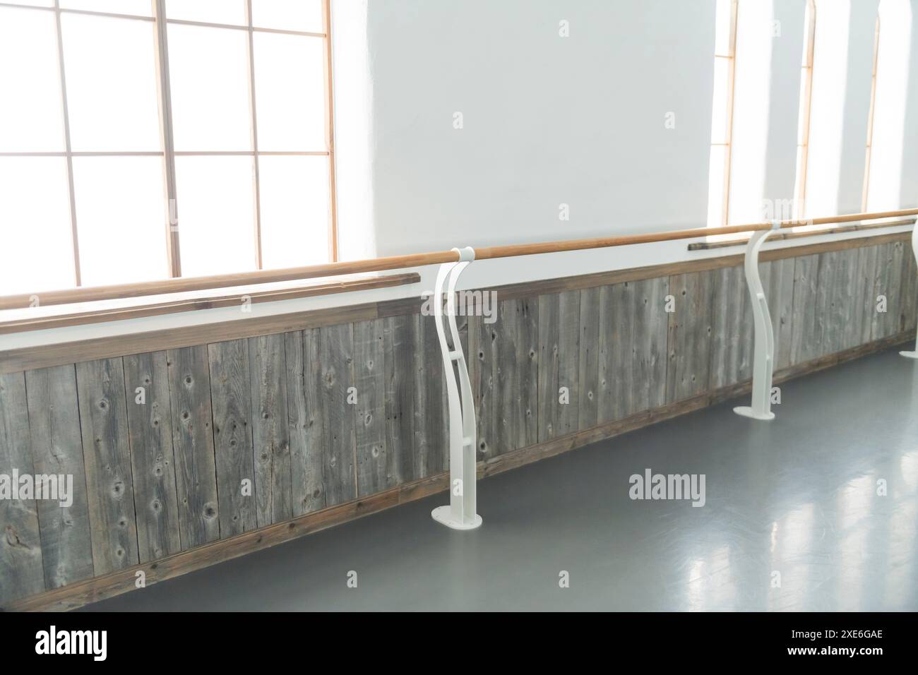 Ballet studio practice hi-res stock photography and images - Alamy
