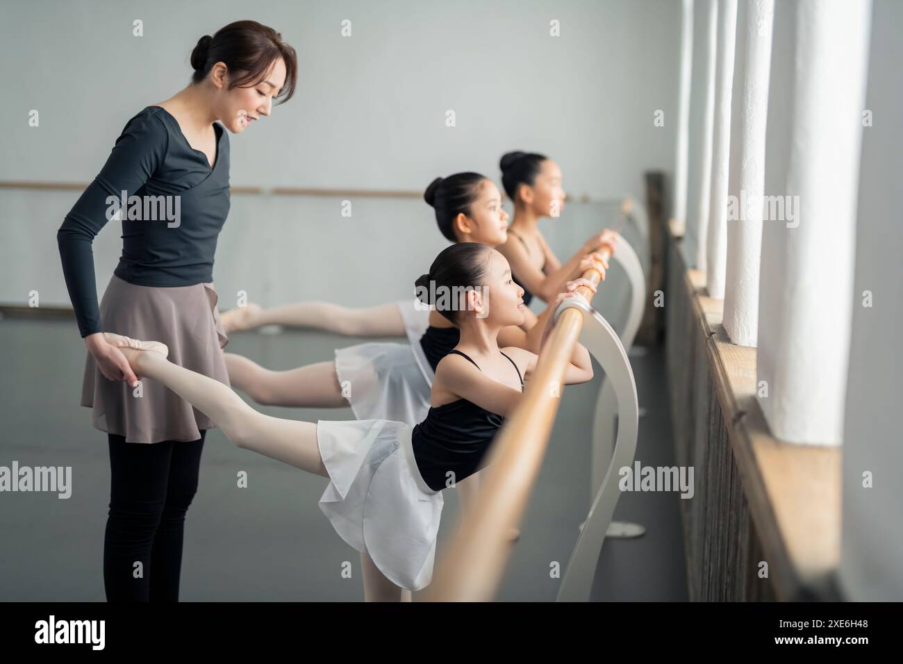 Children presentation ballet hi-res stock photography and images - Alamy