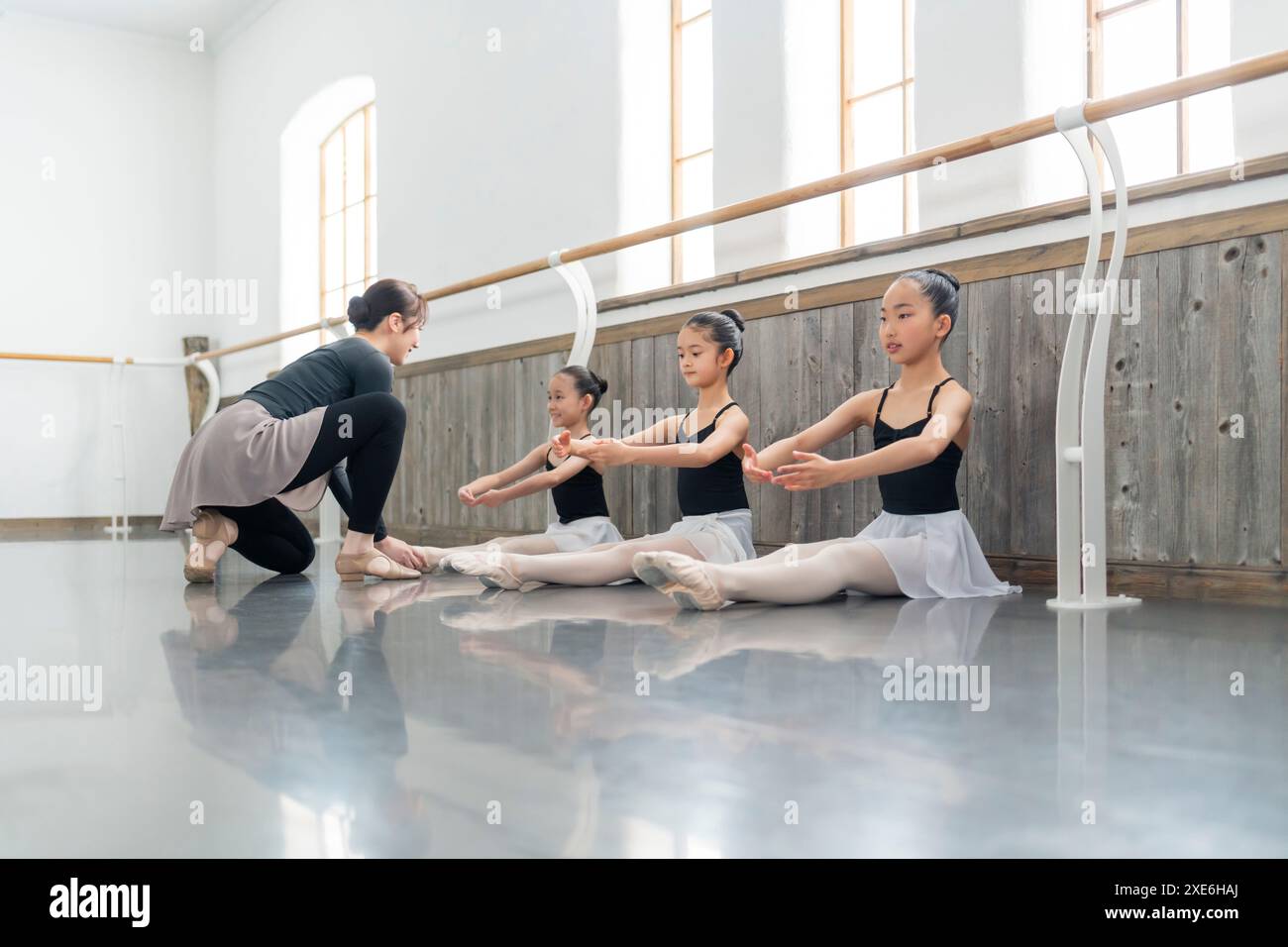 Dance class teacher students classroom hi-res stock photography and ...