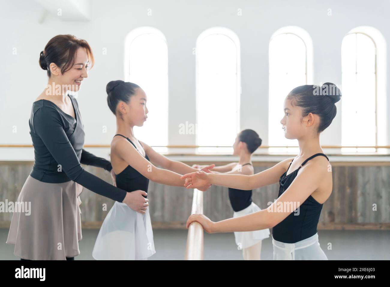 Children presentation ballet hi-res stock photography and images - Alamy