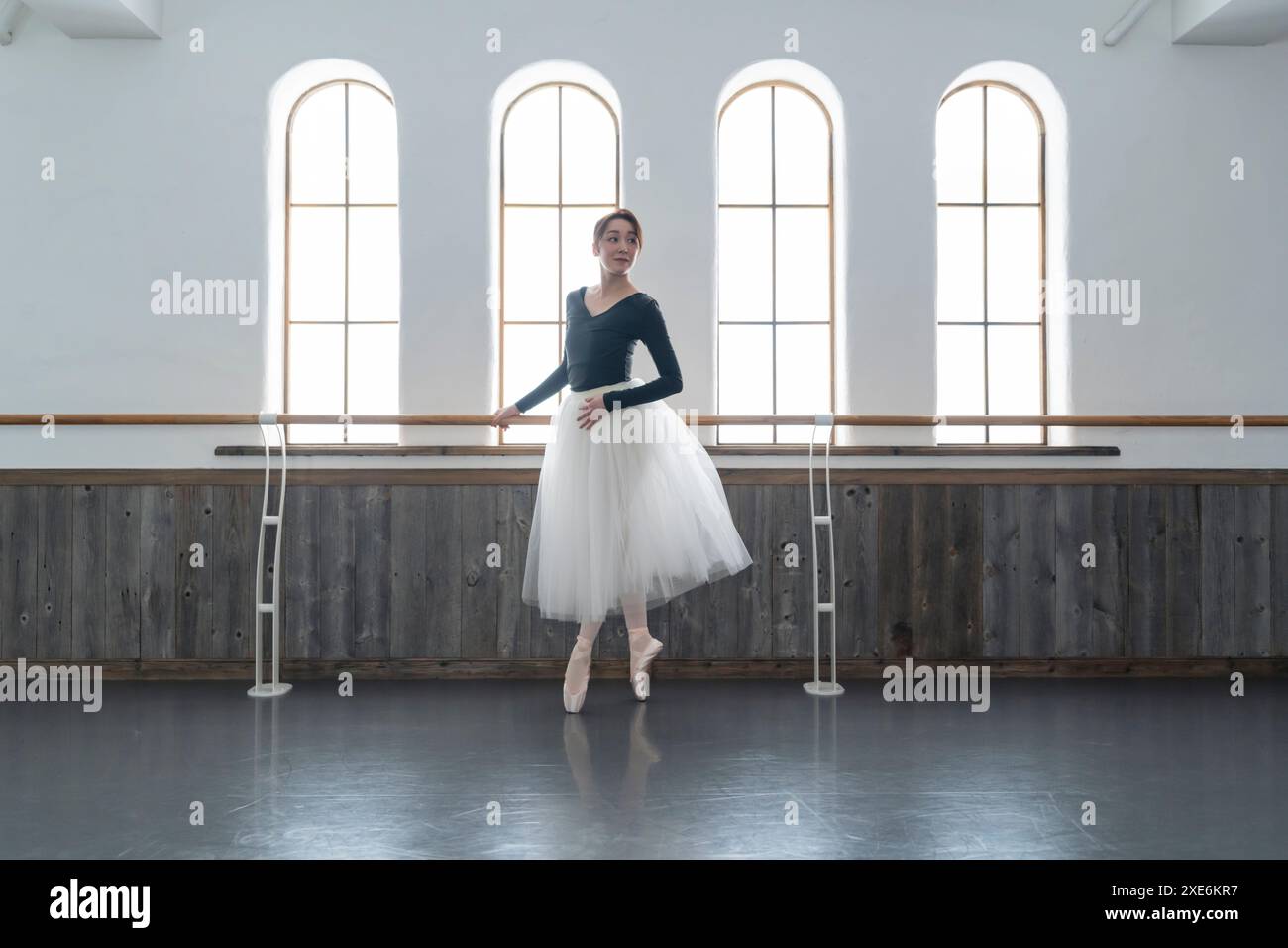 Ballet class, instructor Stock Photo - Alamy