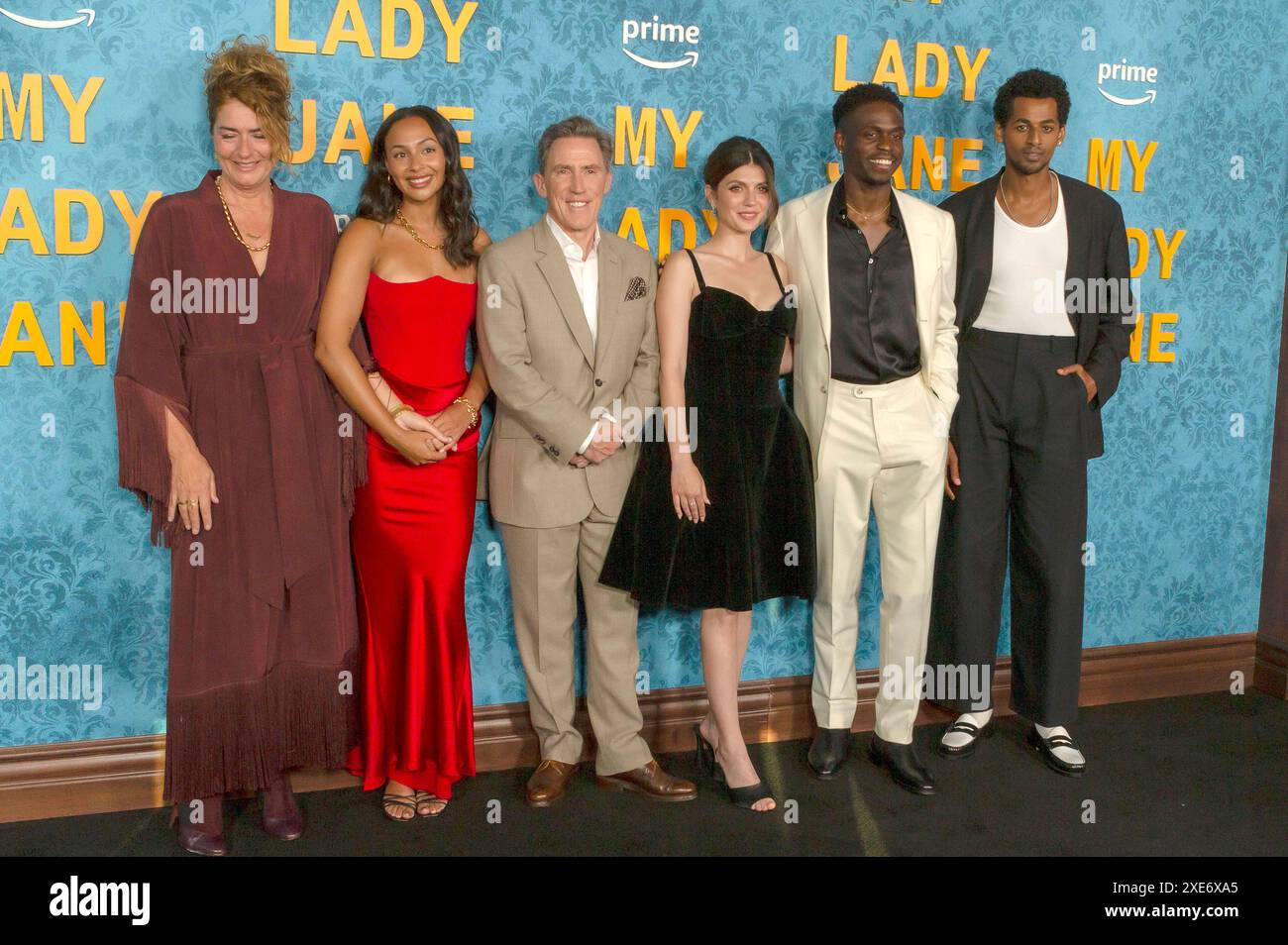 Anna Chancellor, Abbie Hern, Rob Brydon, Emily Bader, Jordan Peters und ...