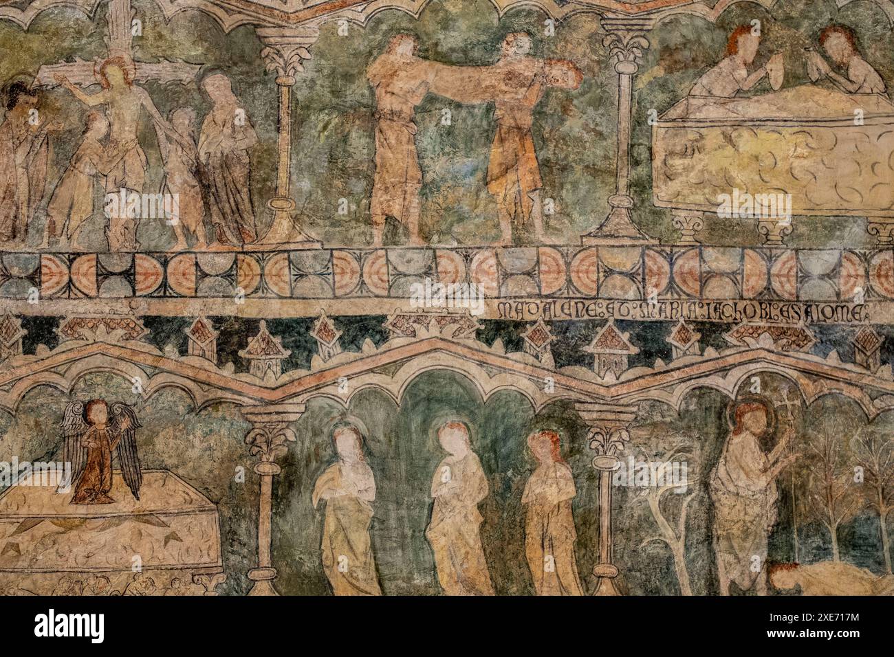 A descent hi-res stock photography and images - Alamy