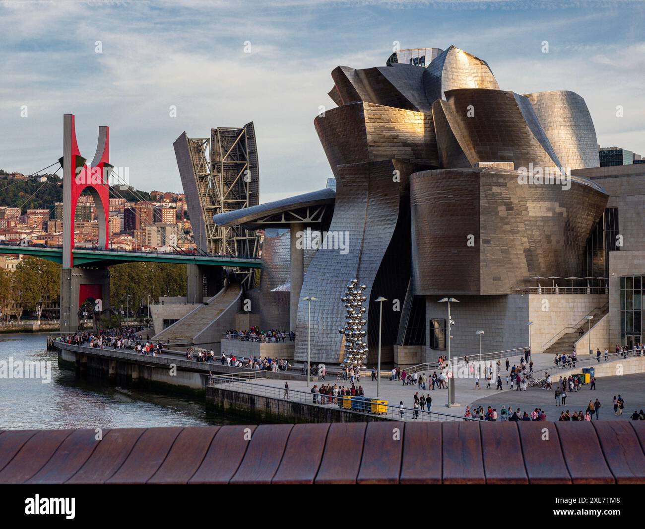 Guggenheim Museum Bilbao Stock Photo - Alamy