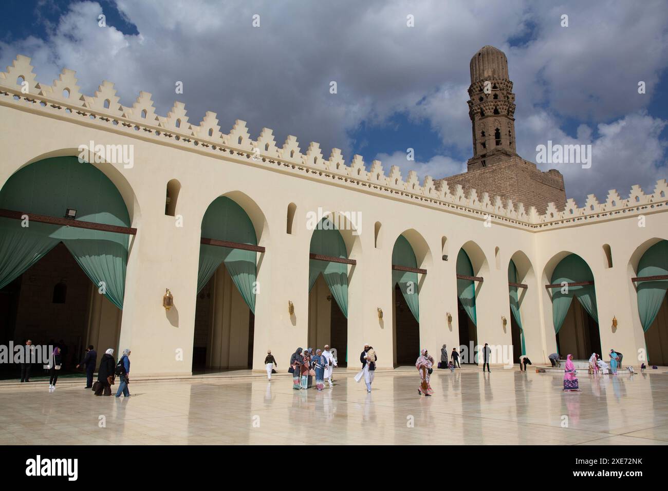 Al-Hakim Mosque, 1013 AD, Al-Muizz Street, Historic Cairo, UNESCO World ...