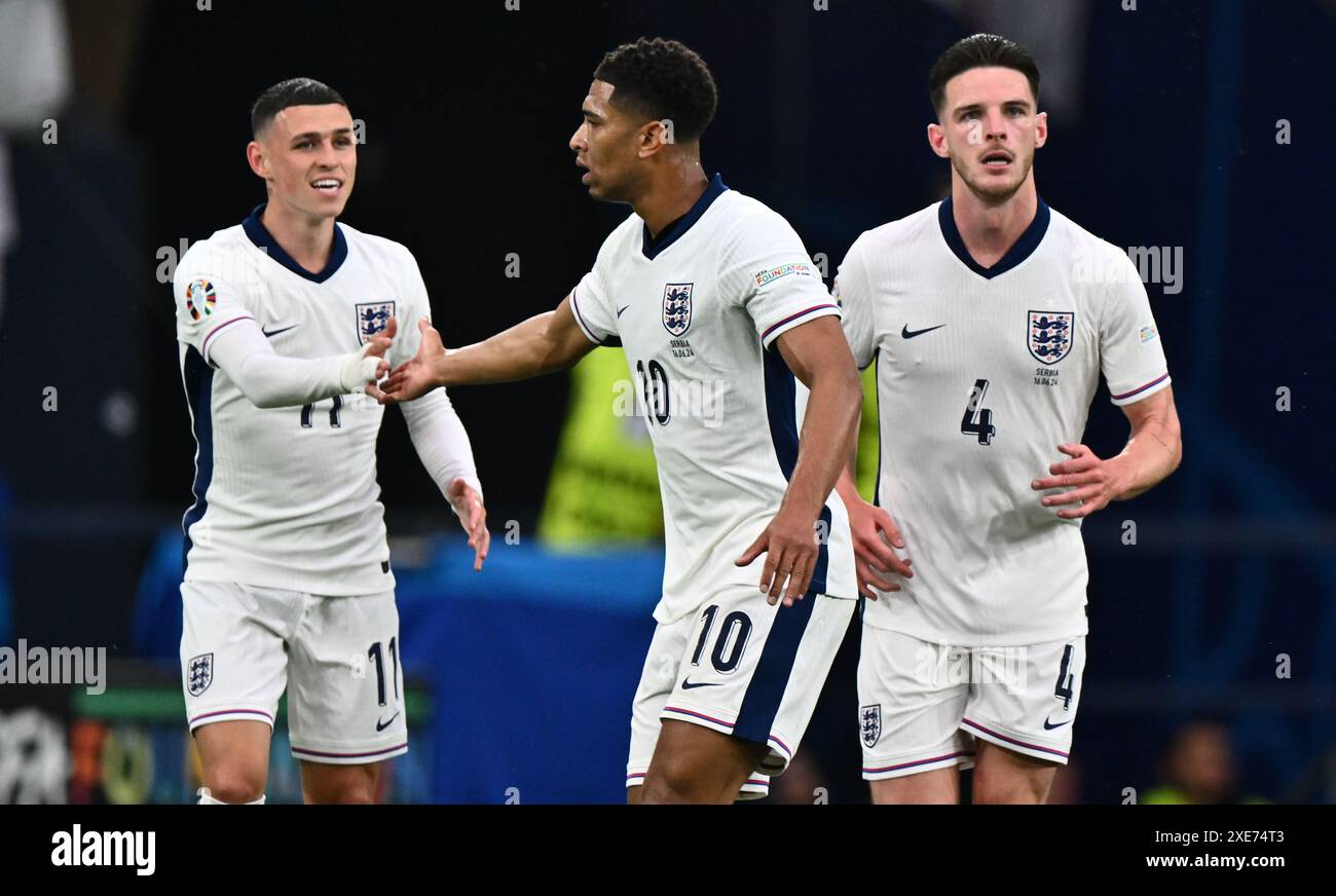GELSENKIRCHEN, GERMANY - JUNE 16: Jude Bellingham celebrate with Phil ...