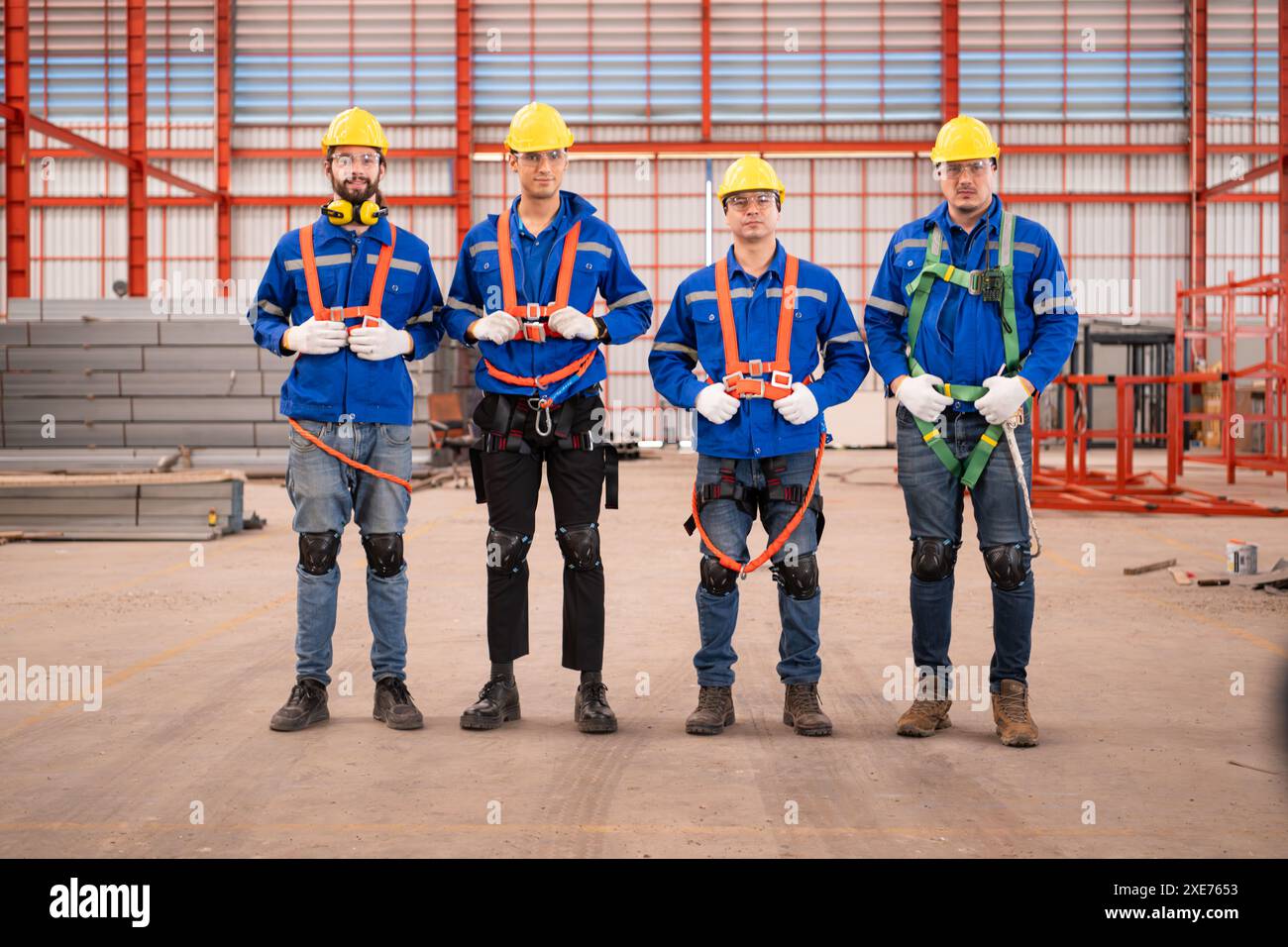 Industrial teamwork team work hi-res stock photography and images - Alamy