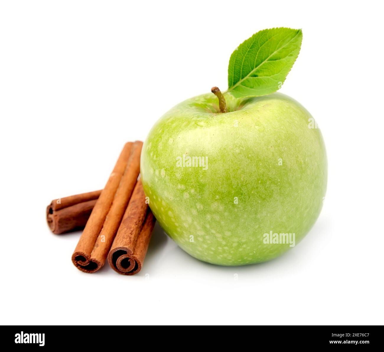 Cinnamon sticks green apple Cut Out Stock Images & Pictures - Alamy