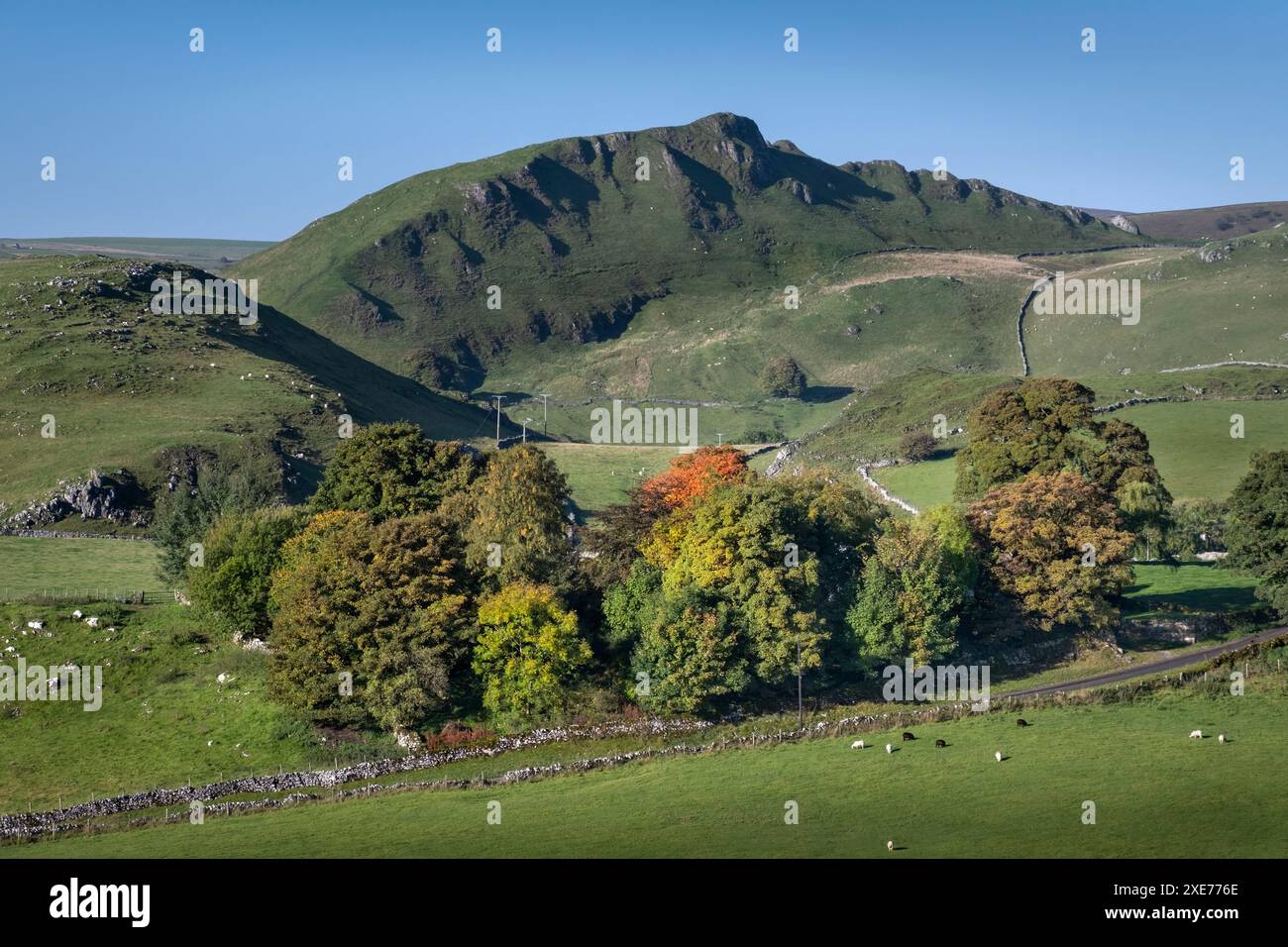 Chrome Hill in autumn, near Longnor, Peak District National Park ...