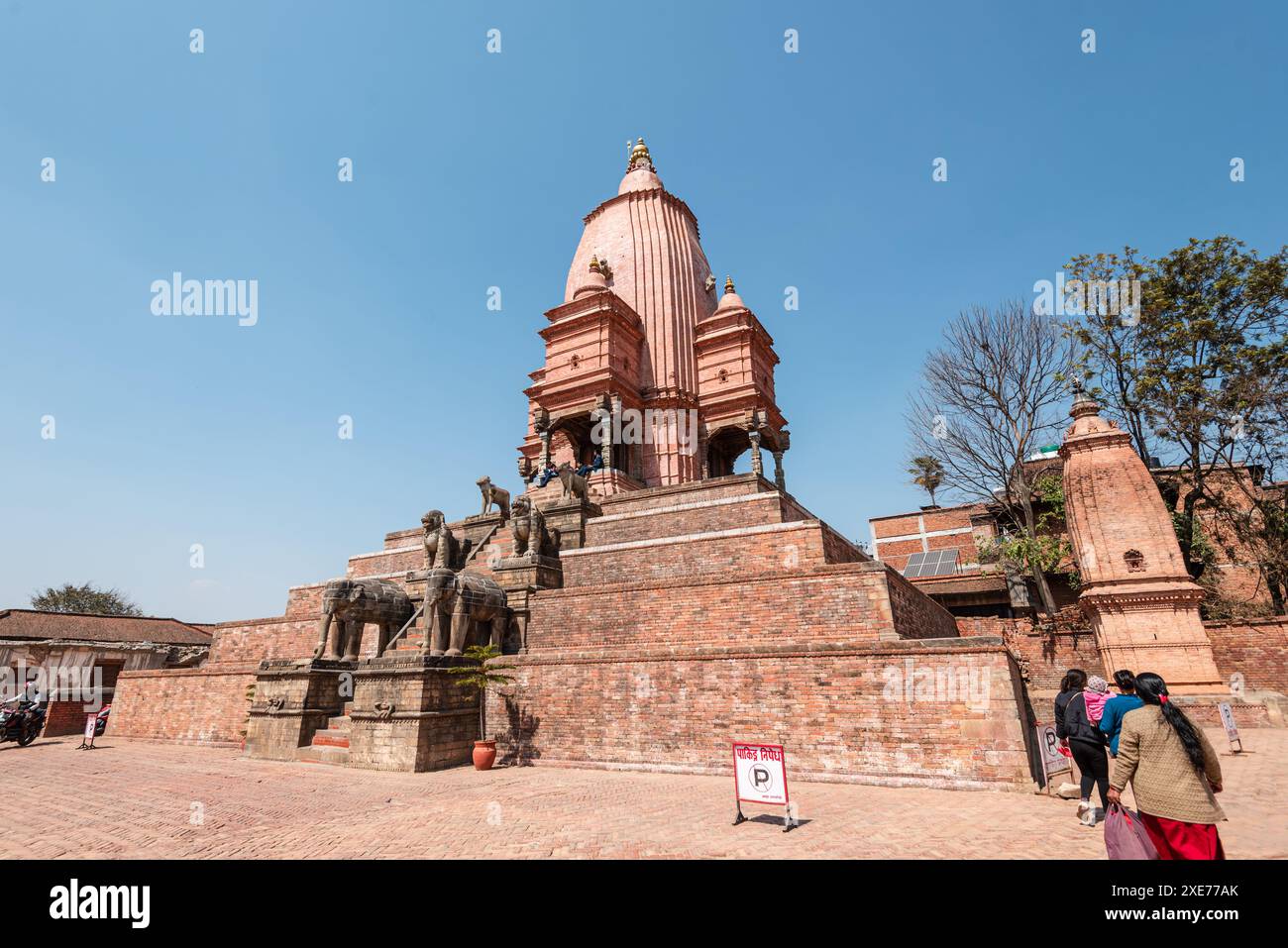 Shilu Mahadev (Phasi Dega), historical brick temple, UNESCO World ...