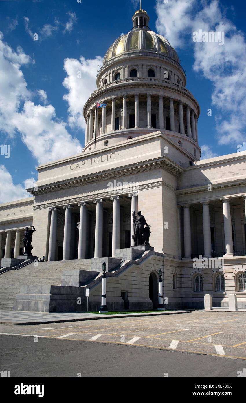 Capitol Bulding, UNESCO World Heritage Site, Havana, Cuba, West Indies ...