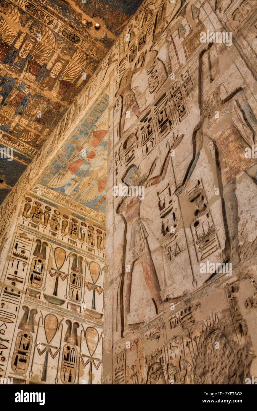 Reliefs, Inside Gate Between First and Second Pylon, Medinet Habu ...