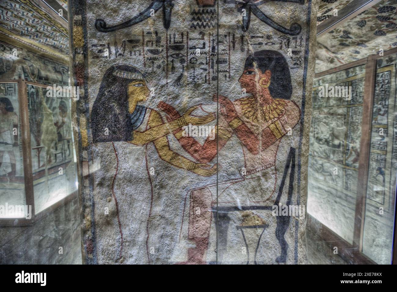 Image of Sennefer on right, Tomb of Sennefer, TT96, Tombs of the Nobles ...