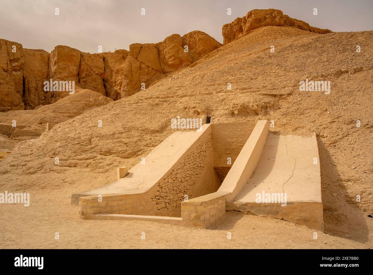 Tomb of ramses ii hi-res stock photography and images - Alamy