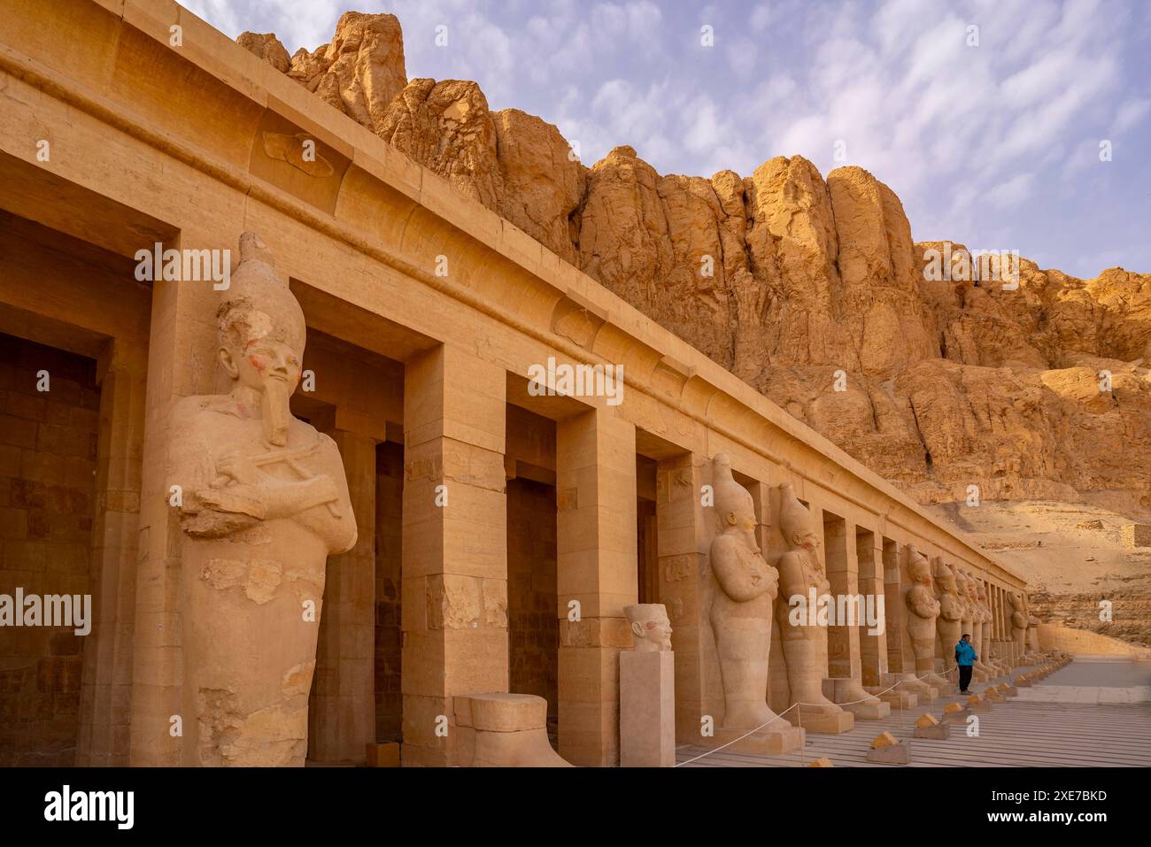 View of the Mortuary Temple of Hatshepsut, UNESCO World Heritage Site ...