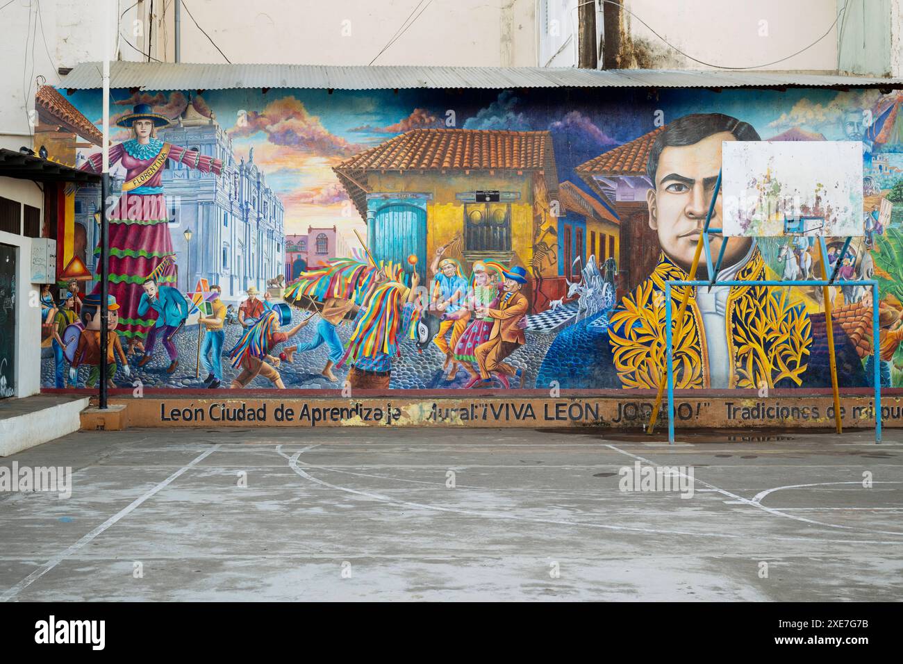 Wall murals depicting the history of Leon, Leon, Leon Department ...