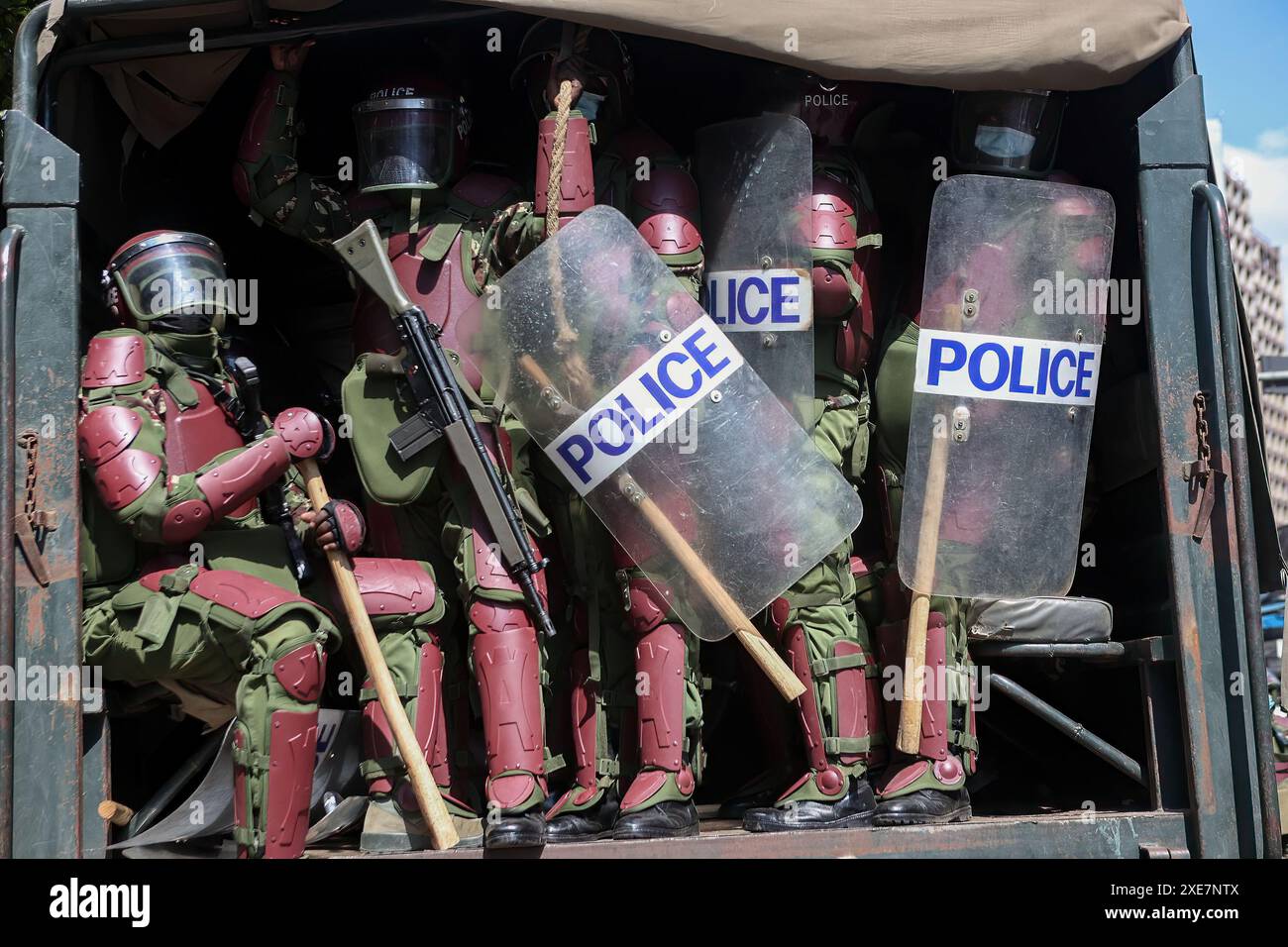 Anti riot police arrive to disperse Protesters during the demonstration ...