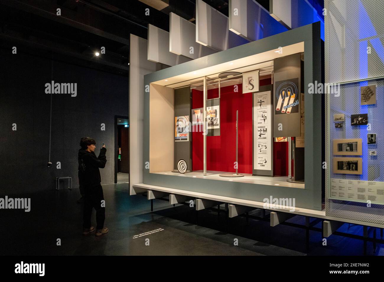 Bauhaus art history hi-res stock photography and images - Alamy