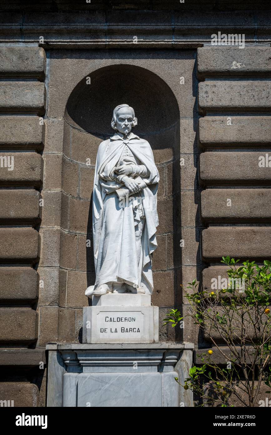 Statue of Pedro Calderón de la Barca, National Theatre of Costa Rica ...