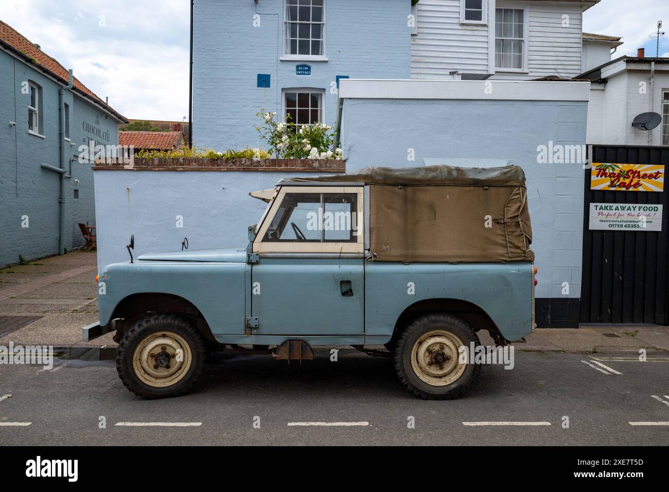 Vintage Land Rover Aldeburgh Suffolk Stock Photo - Alamy