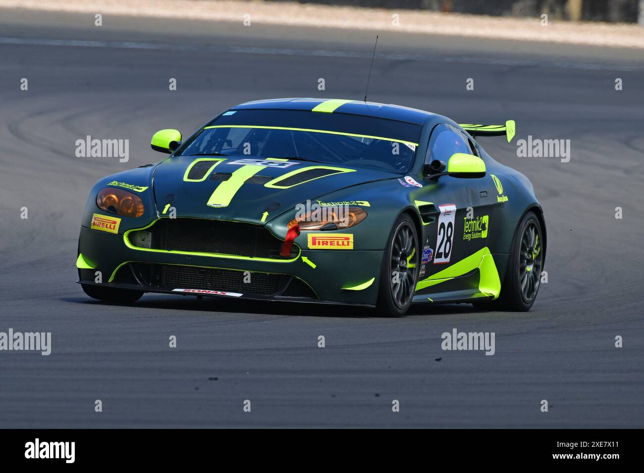 David Ward, Andy Cummings, Aston Martin GT4 R15, Verum Builders Open ...