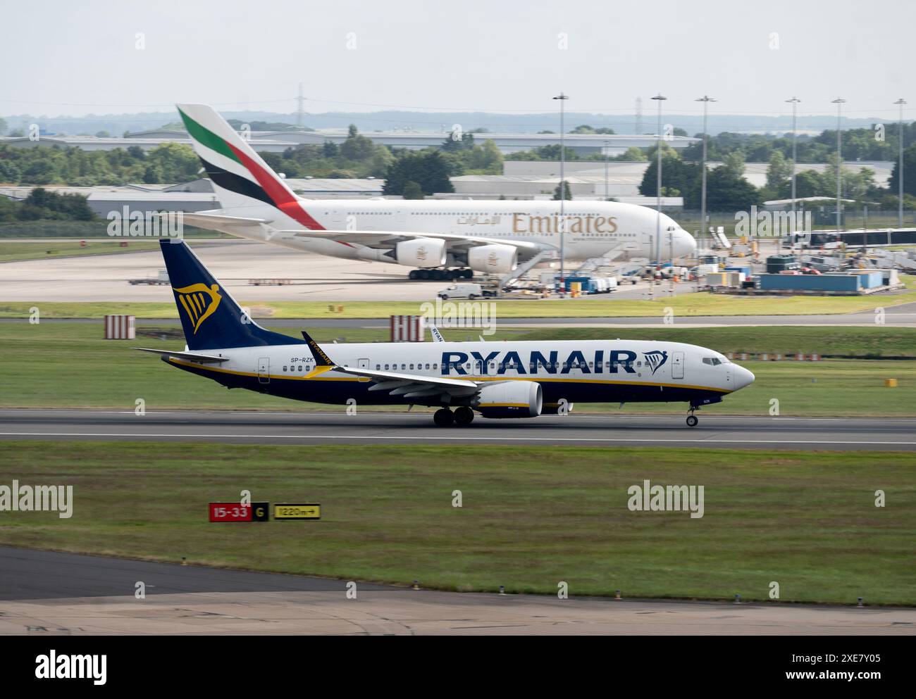 Ryanair Boeing 737 MAX 8-200 landing at Birmingham Airport, UK (SP-RZK Stock Photo - Alamy