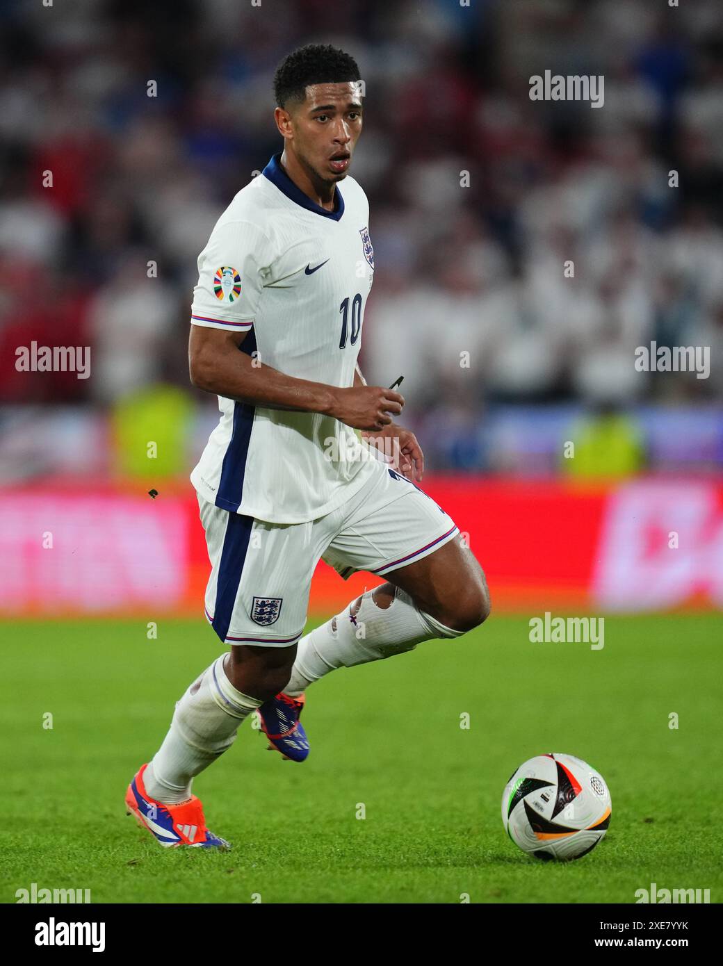 Jude Bellingham of England during the UEFA Euro 2024 match between ...
