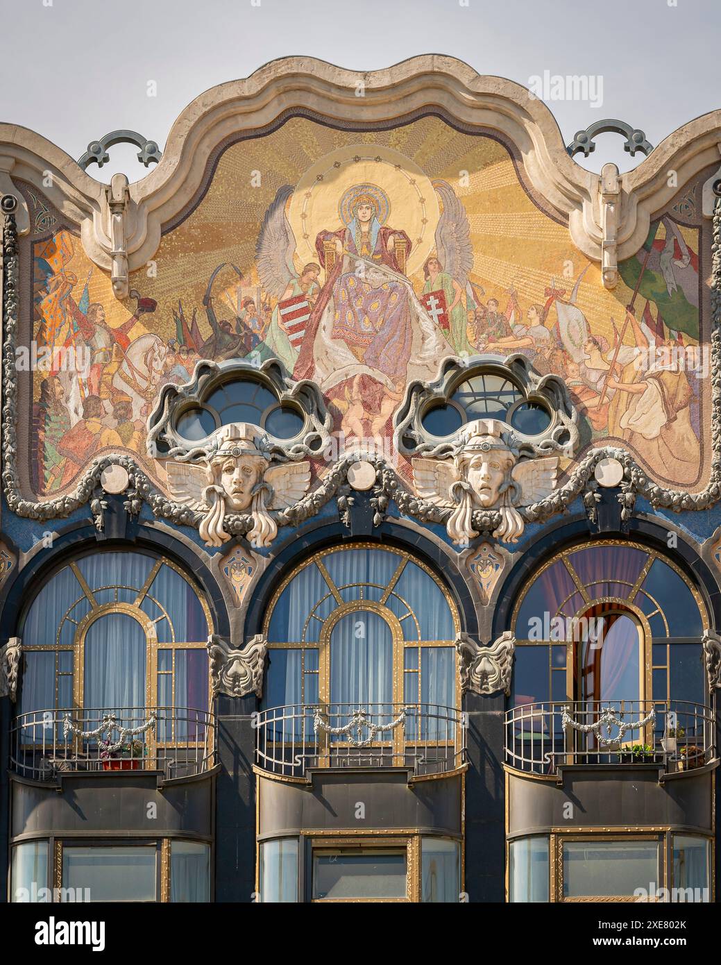 Budpapest architecture hi-res stock photography and images - Alamy