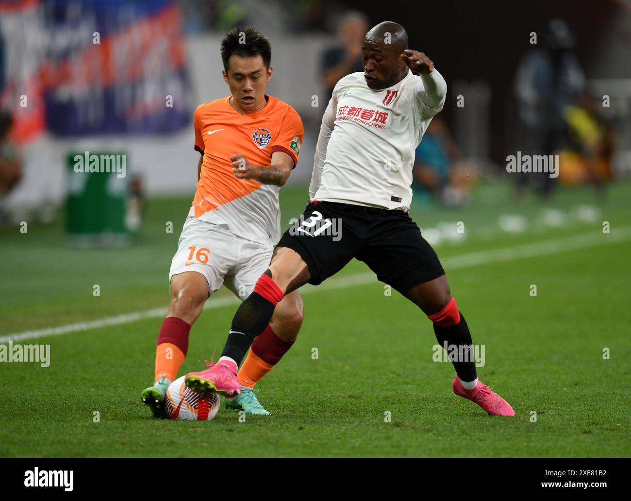 Qingdao, China's Shandong Province. 26th June, 2024. Manuel Palacios (R ...