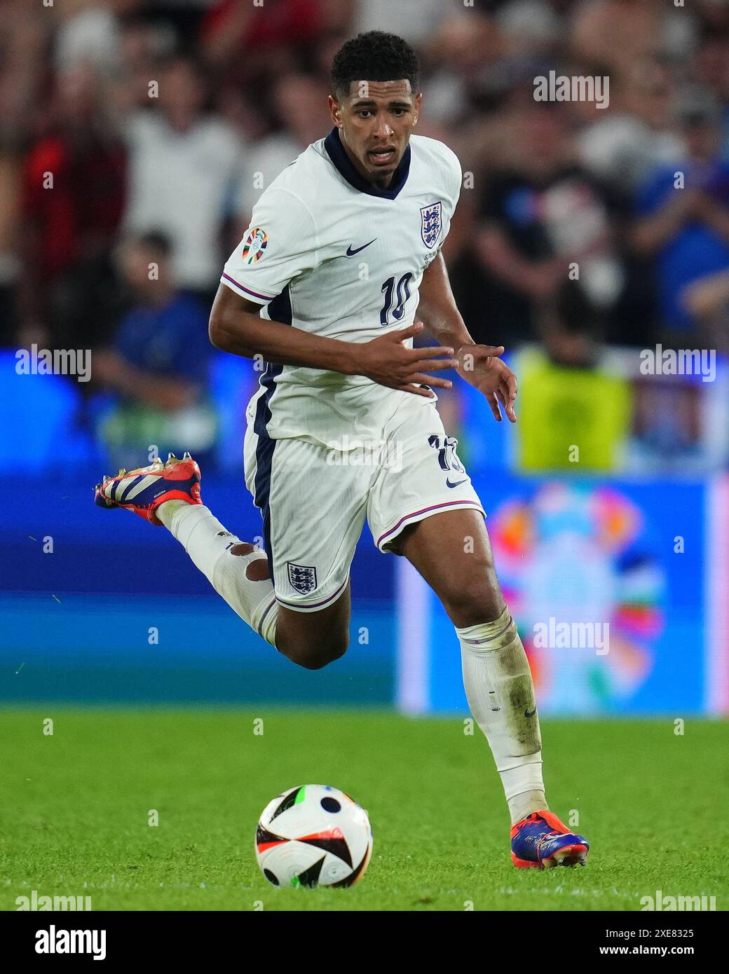 Jude Bellingham of England during the UEFA Euro 2024 match between ...