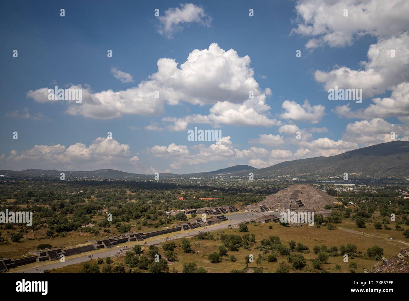 Pyramids of the Sun and the Moon in the Avenue of the Dead, the city of ...