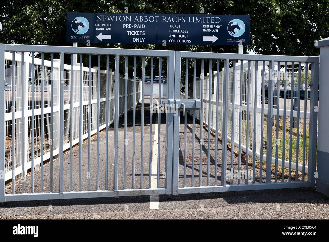 Newton Abbot, Devon, UK. 26th June, 2024. Scene at Newton Abbot ...
