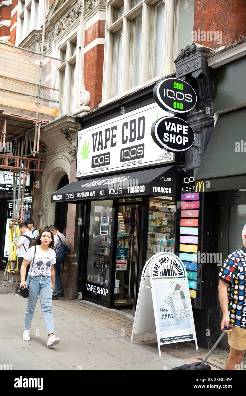 Vaping shop london hi-res stock photography and images - Alamy