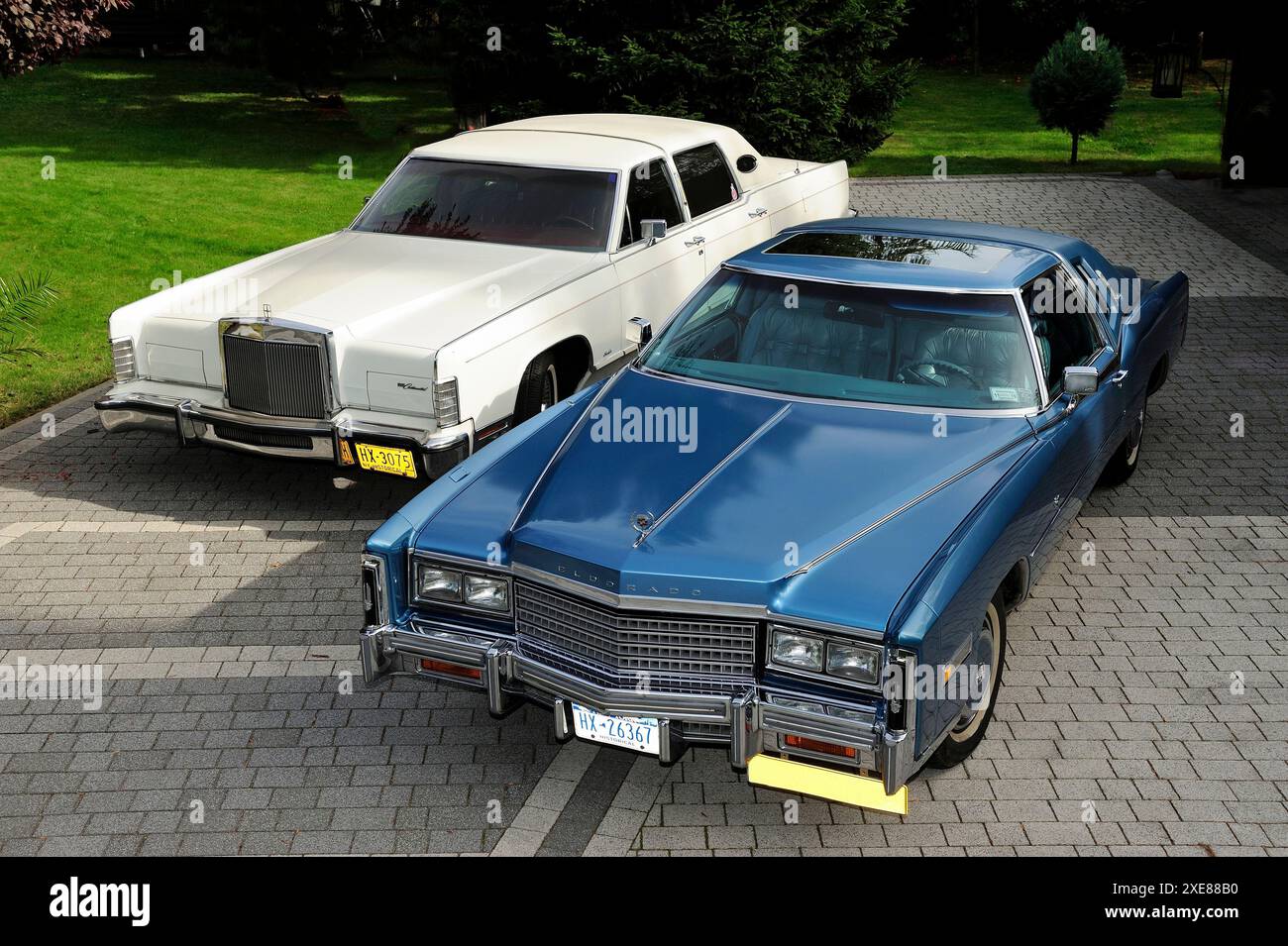 Cadillac eldorado 1976 hi-res stock photography and images - Alamy