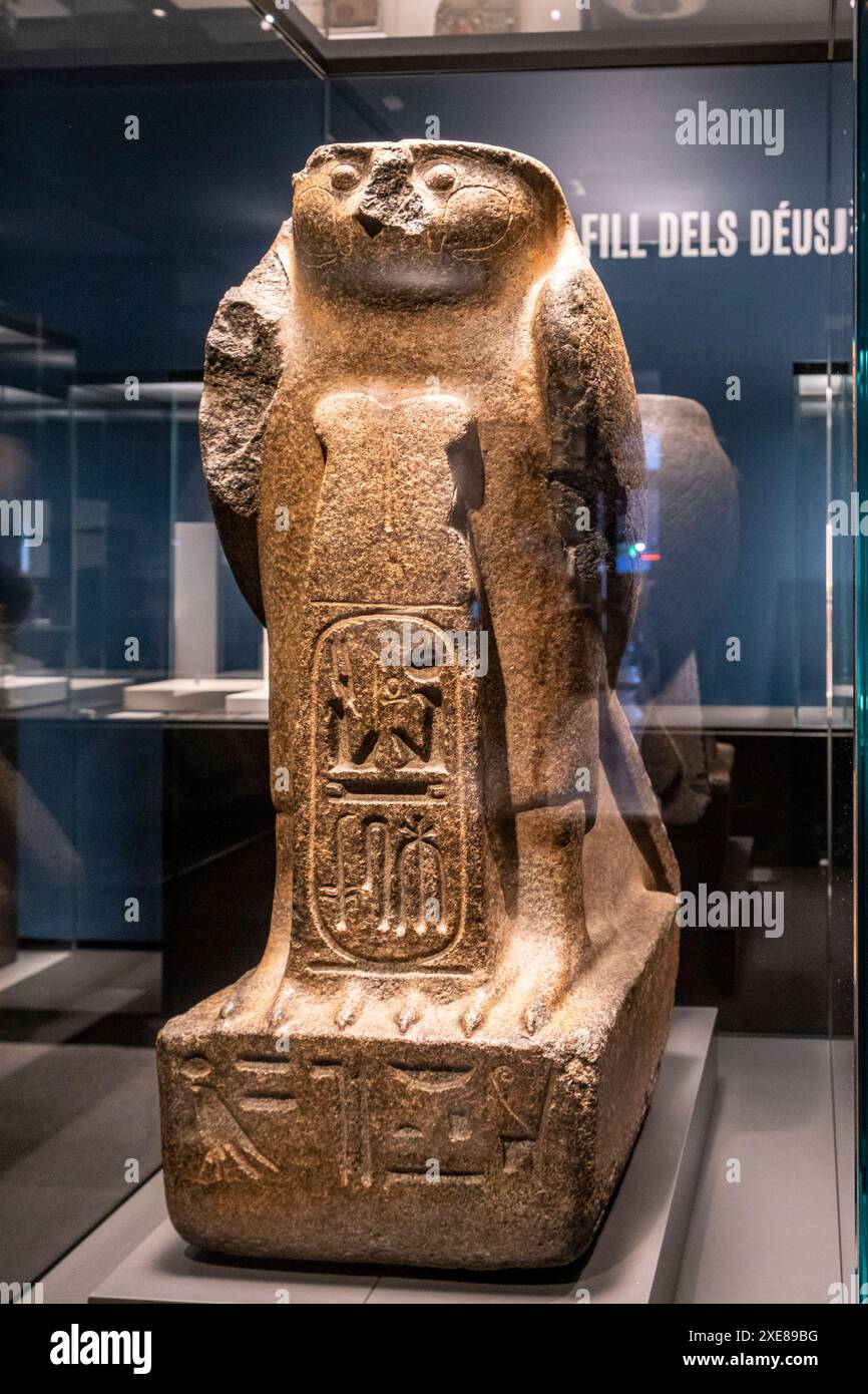 Statue of the god Re-Horakhty Stock Photo - Alamy