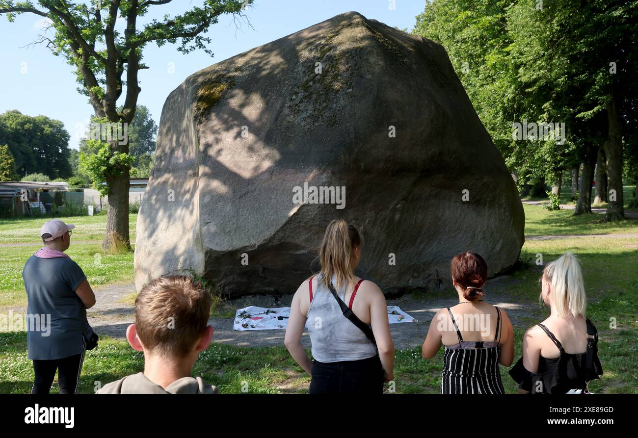 Altentreptow, Germany. 26th June, 2024. With a silent march to the ...