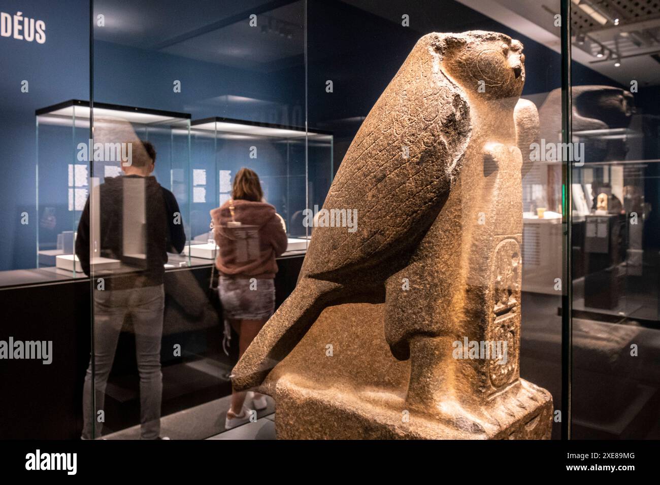Statue of the god Re-Horakhty Stock Photo - Alamy